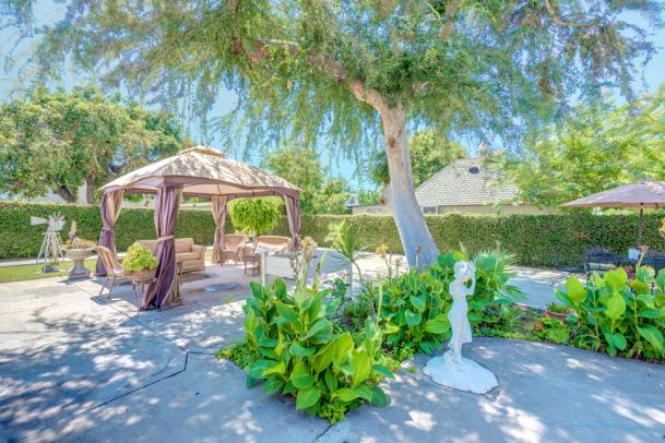 Kaego‘s Richman Gardens by SCH | Photos, Reviews, Prices | Senior Living