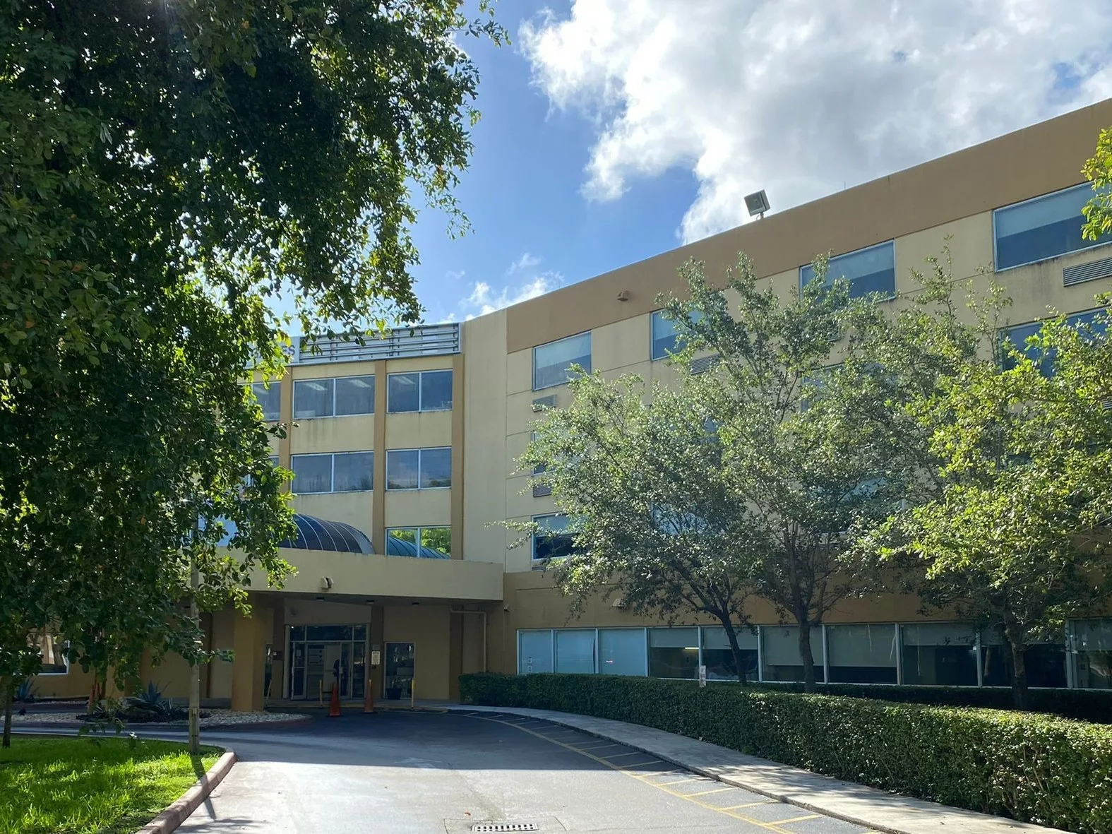 Floridean Nursing and Rehabilitation Center | Miami, FL | Photos ...