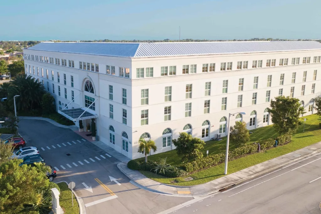 The Residences by RSR | Miami, FL | Photos & Videos | Assisted Living ...